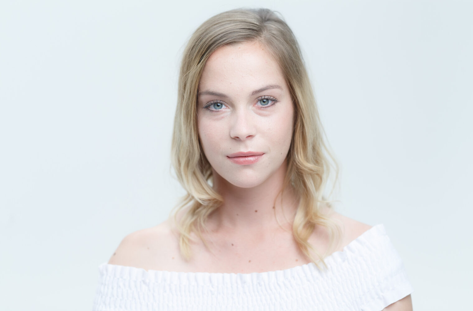 Lea Cok - Slovenian Actress, Official Website